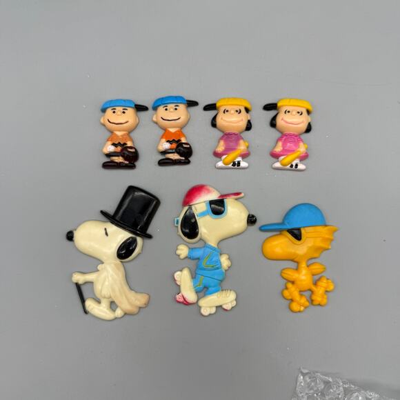 Unbranded | Kitchen | Vintage Peanuts Snoopy Magnet Lot Refrigerator ...